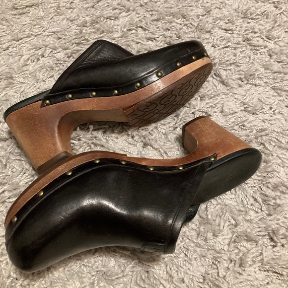 UGG | Shoes | Ugg Healed Clogs | Poshmark